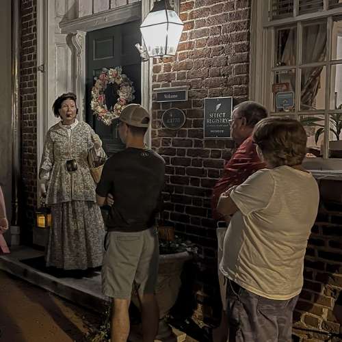 Ghost Walking Tour - Fredericksburg Free Press