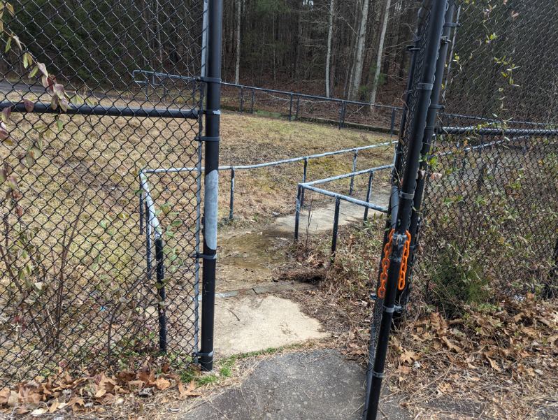 RODNEY THOMPSON TENNIS 6 - Fredericksburg Free Press