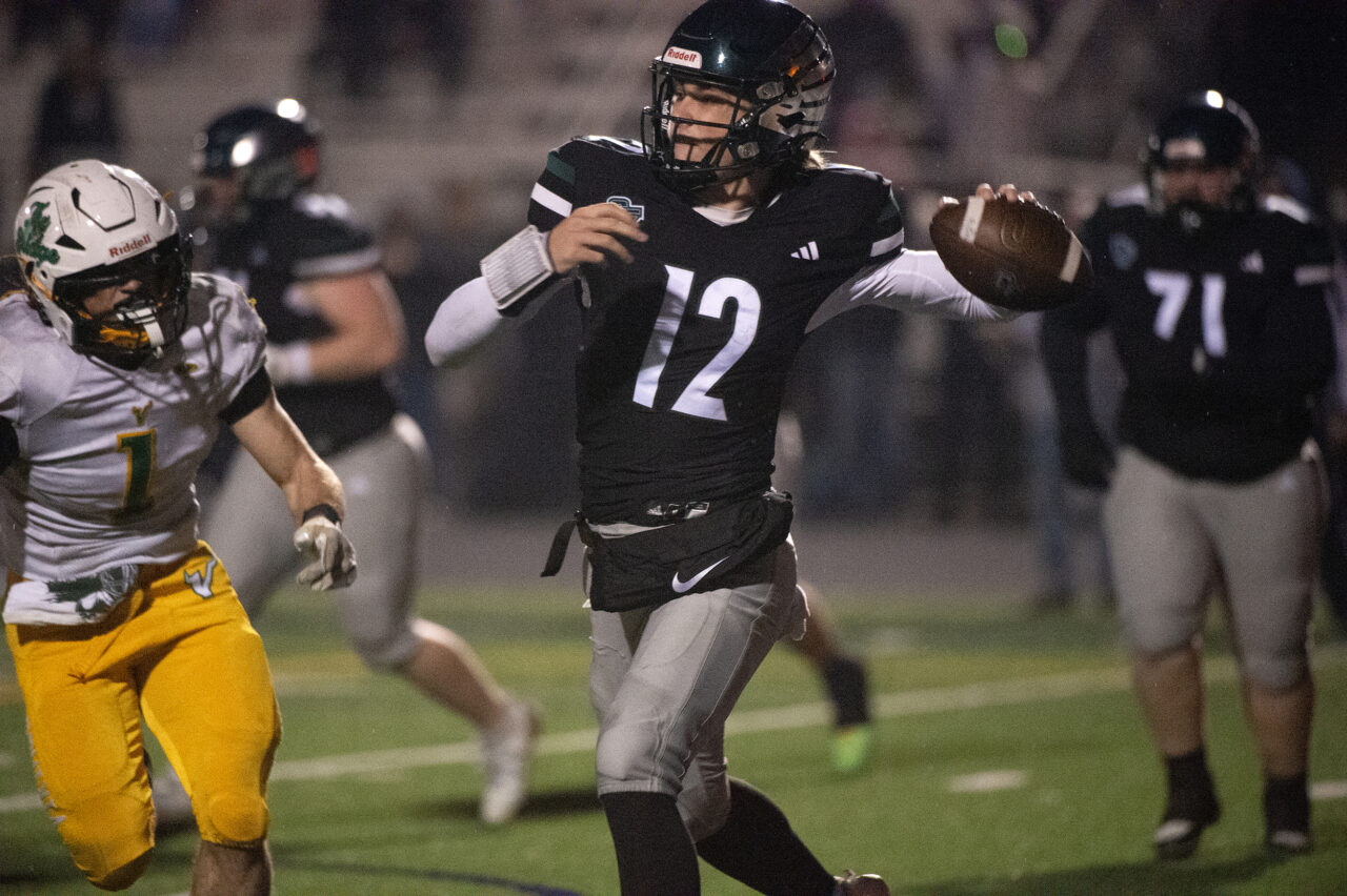 PHOTOS: Colonial Forge drops a heartbreaker to Woodbridge in Region 6B ...