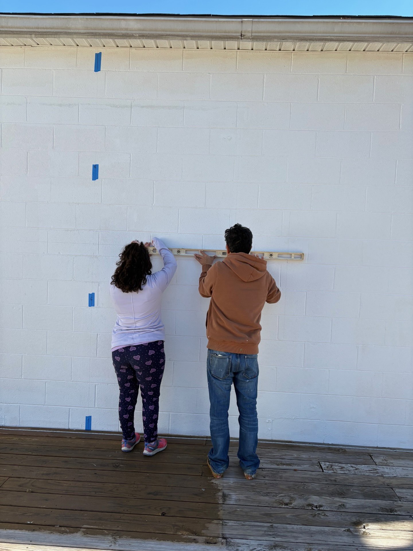 Artists team up for new mural at Oberle Academy - Fredericksburg Free Press